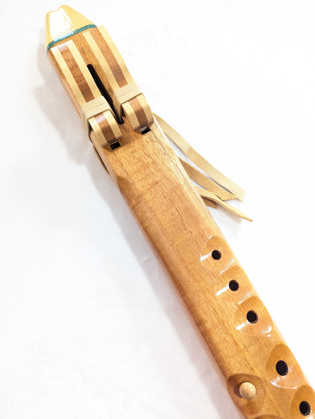 Falcon Flutes - Drone Series [D 440Hz] – Native American Style Flute ...