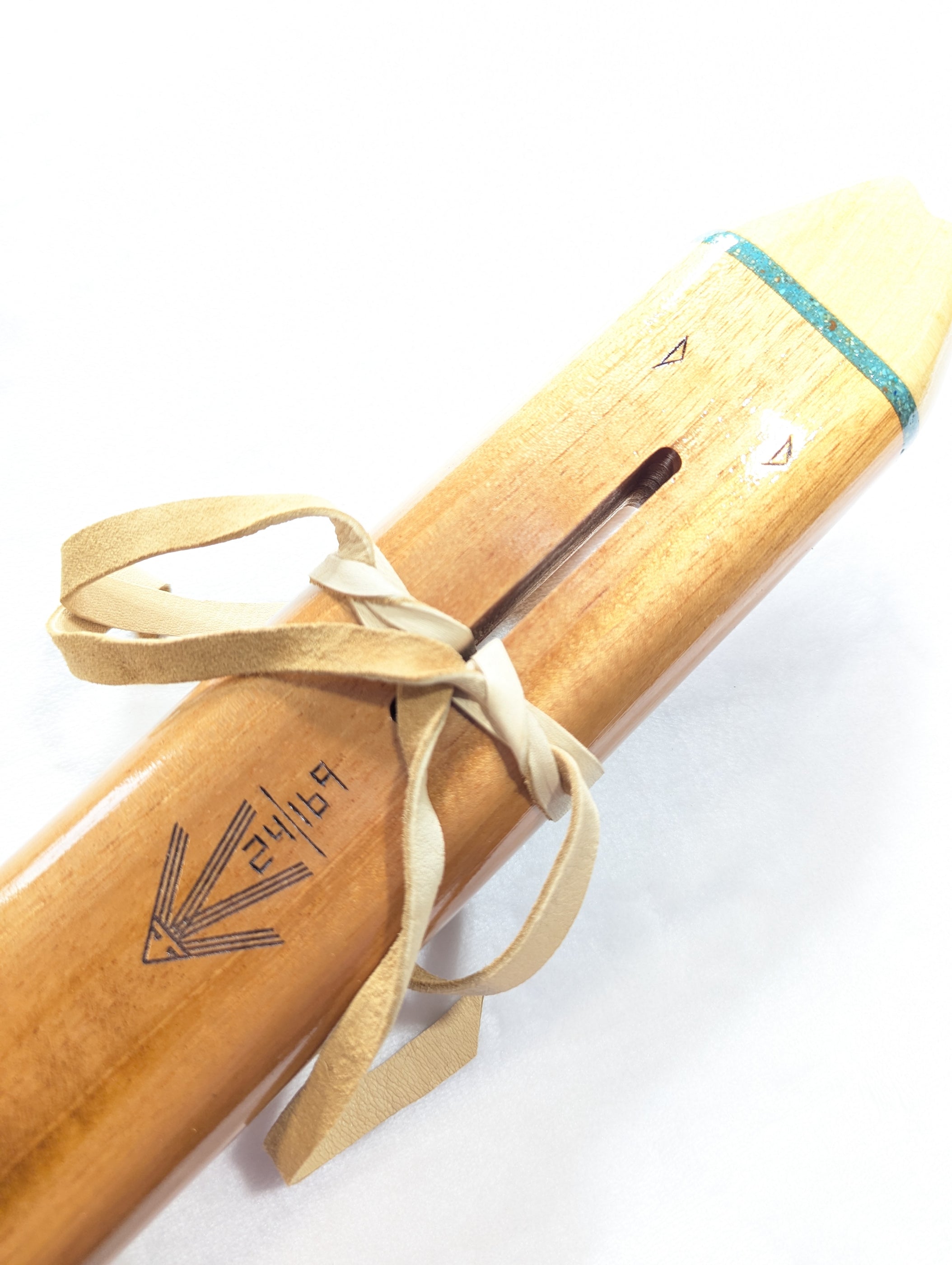 Falcon Flutes - Drone Series [D 440Hz] – Native American Style Flute ...