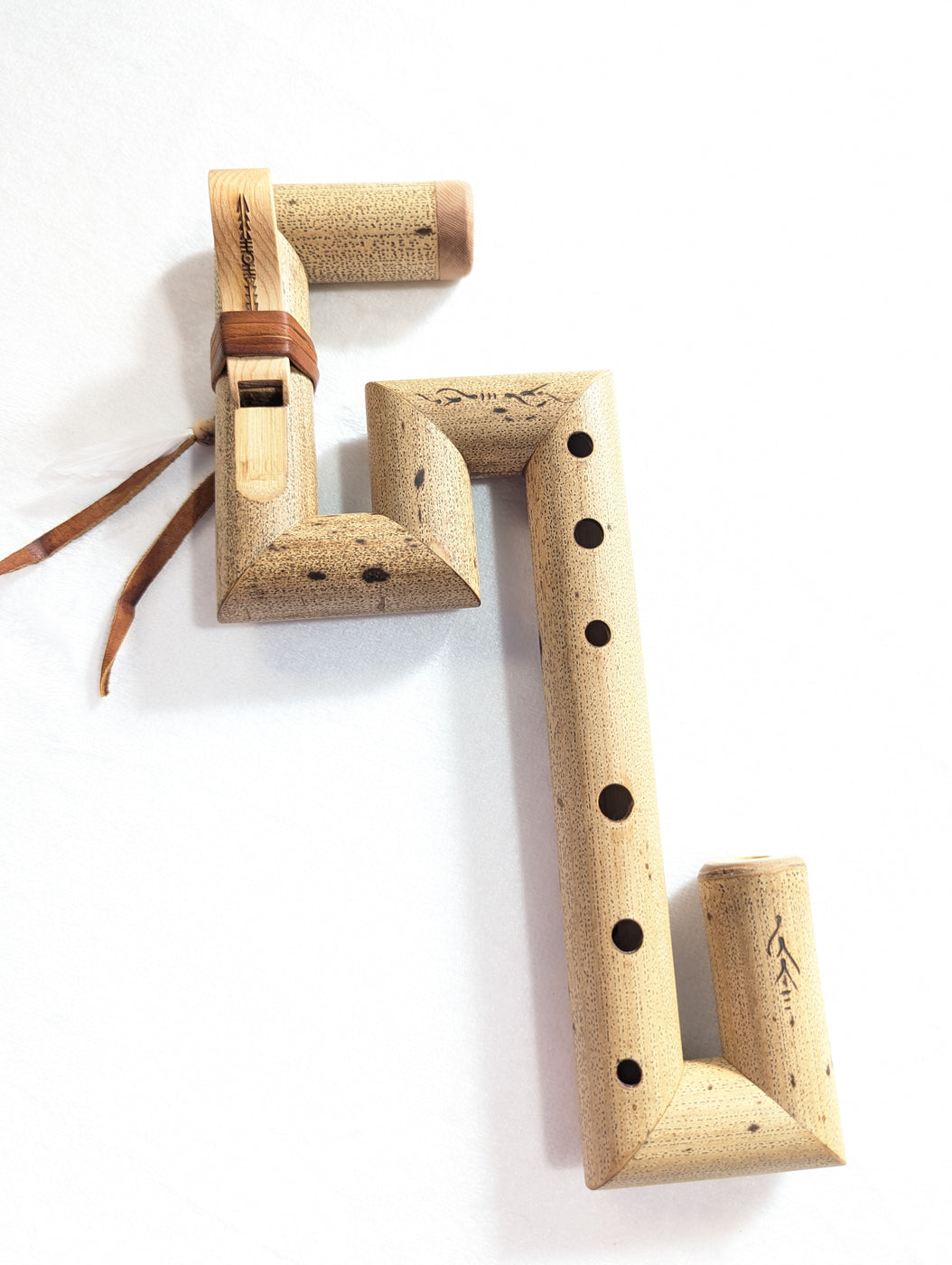 Leo Flutes - Folded Bamboo Flutes - Native American-Style Flute [F-C# ...